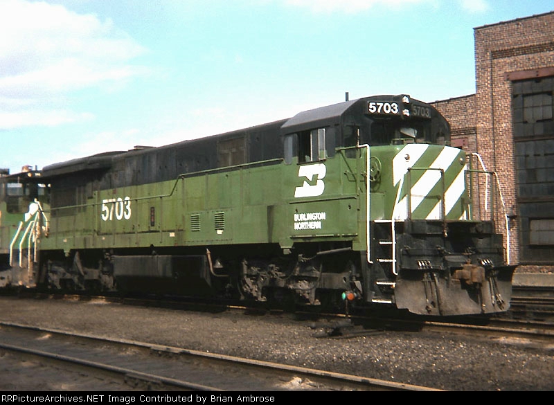 BN U33C 5703